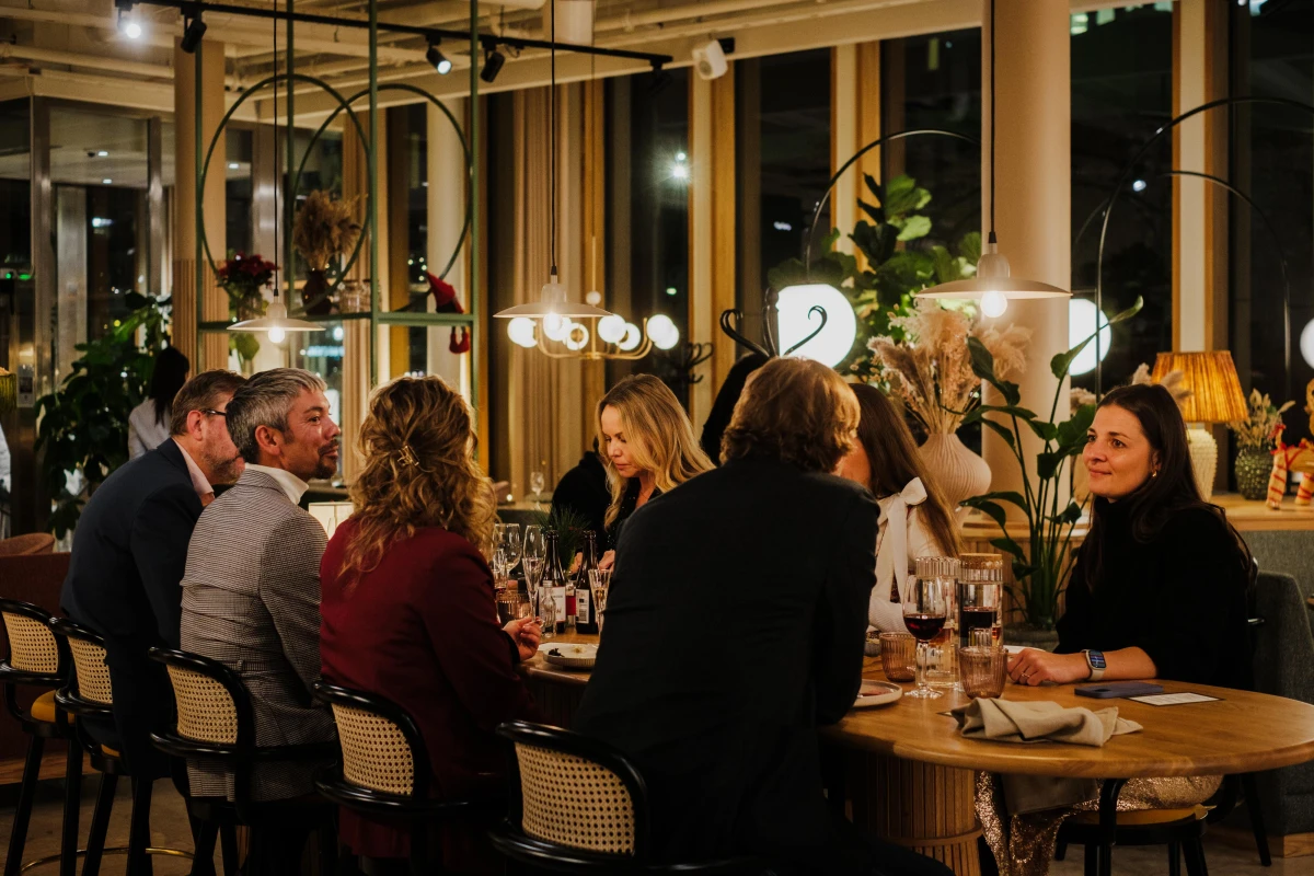 Julbordsmäklarna